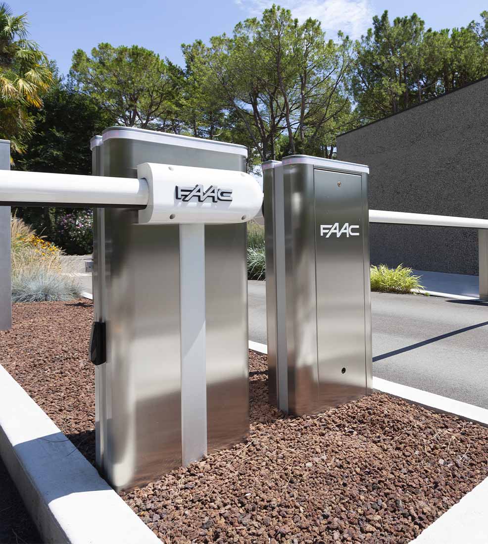 Automatic Barriers | FAAC